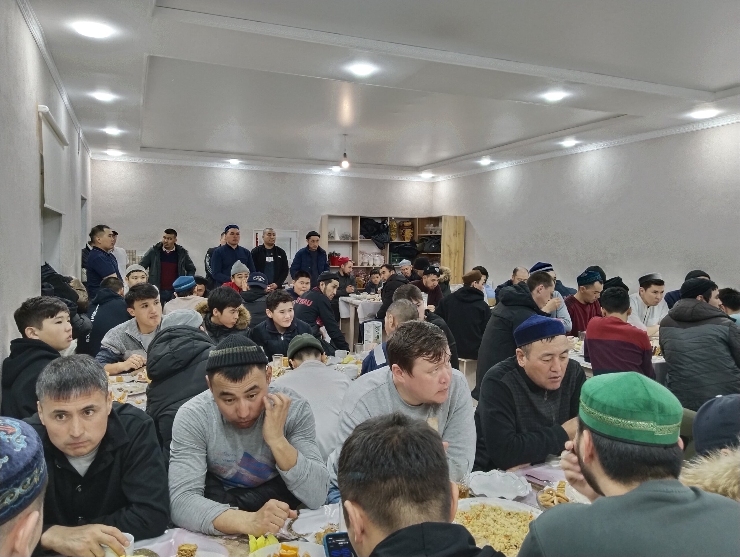 Атырау облысында мешіттерде күніне 2300 адамға ауызашар берілуде | AMIN.KZ